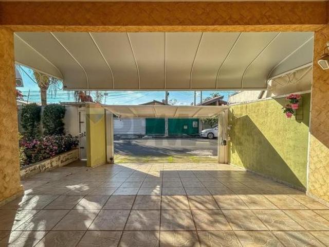 CASA COM 3 SUÍTES, 191 M² DE ÁREA CONSTRUIDA NO JD. PATRICIA EM MOGI MIRIM POR $ 595.000,00