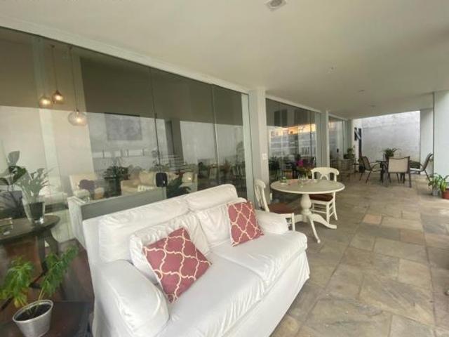 Casa com 3 suítes 3 vagas a venda no Jardim Guedala