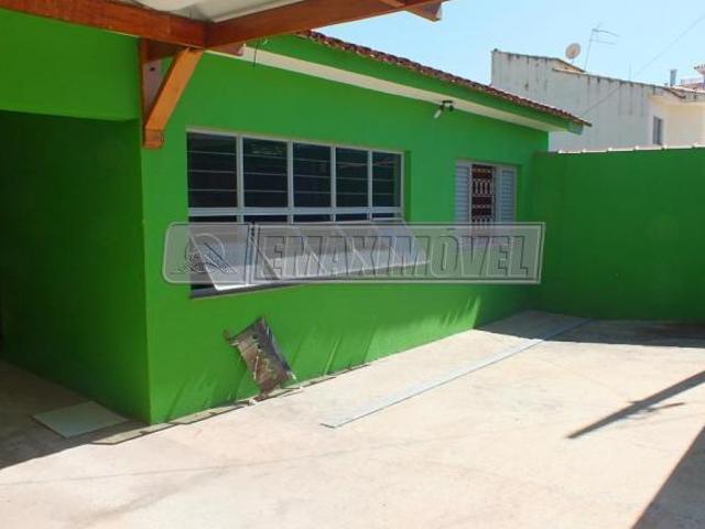 Casa com 3 Suítes, 3 vagas e Edícula no Jardim Simus!