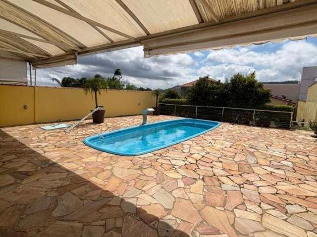 Casa com 3 suítes, Vila Suissa, Mogi das Cruzes