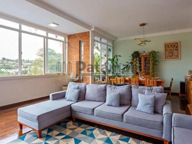 Casa com 3 suítes à venda na City Inah