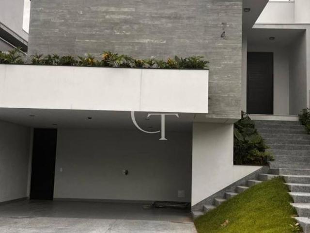 Casa com 3 Suítes à Venda no Condomínio Gardenville Itu SP