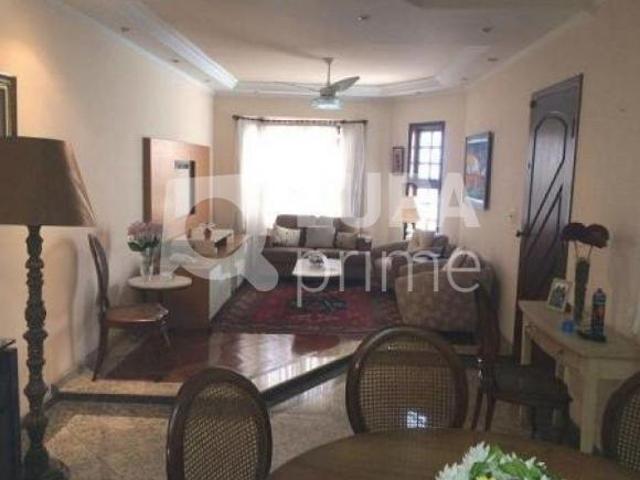 Casa com 3 suítes à venda no Jardim São Paulo!