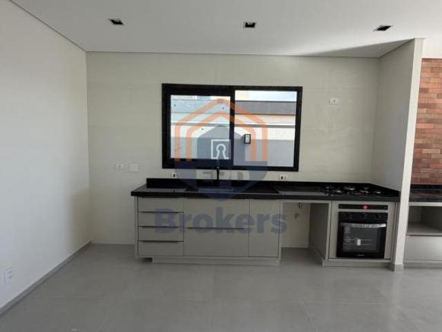 Casa em Condomínio com 3 Suítes à Venda, no Villagio Azzure | 198m² Itupev.