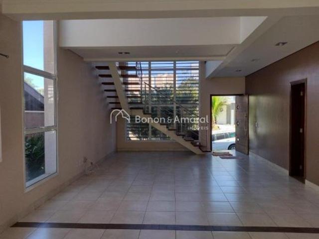 Casa com 3 Suítes à Venda e para Locação em Condomínio Fechado Valinhos/SP