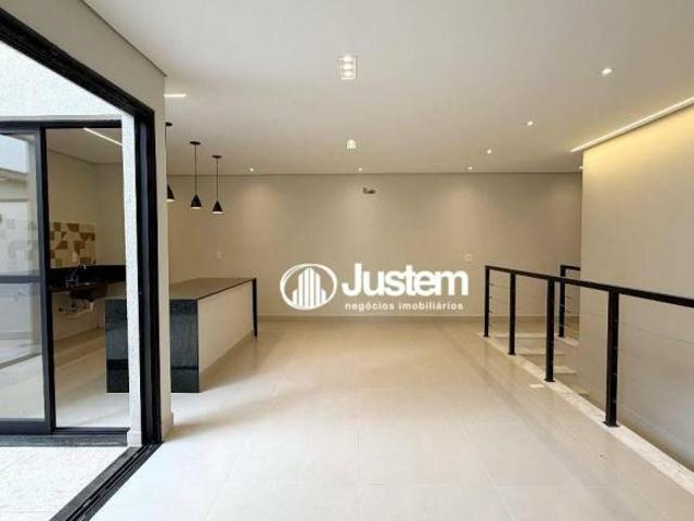 Casa com 3 suítes à venda, 176 m² por R$ 1.300.000