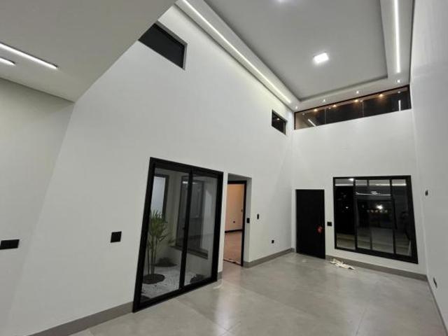 Casa com 3 Suítes à venda, 182 m² Jardim Iguaçu Maringá/PR
