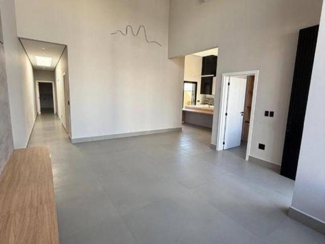 Casa com 3 suítes à venda, 193 m² por R$ 2.250.000 Jardim Residencial Dona Maria Cândida Indaiat