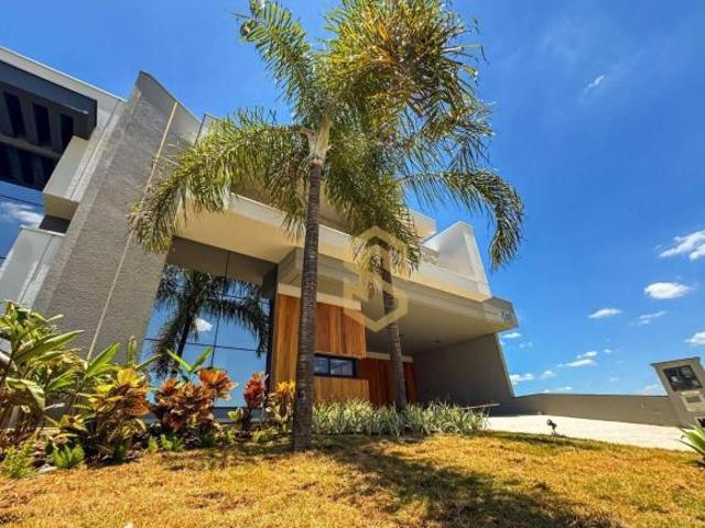 Casa com 3 suítes à venda, 195 m² por R$ 2.100.000 Jardim Residencial Dona Maria Cândida Indaiat