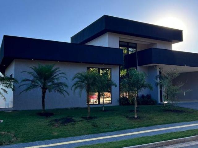 Casa com 3 suites à venda, 243 m² por R$ 3.250.000 Jardins França Goiânia/GO