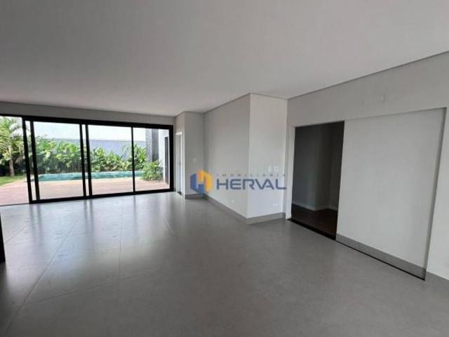 Casa com 3 suítes à venda, 254 m² por R$ 2.200.000 Cidade Alta Maringá/PR