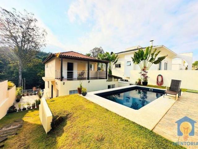 Casa com 3 Suítes à venda, 256 m² por R$ 1.500.000 Granja Viana Beverly Hills Jandira/SP