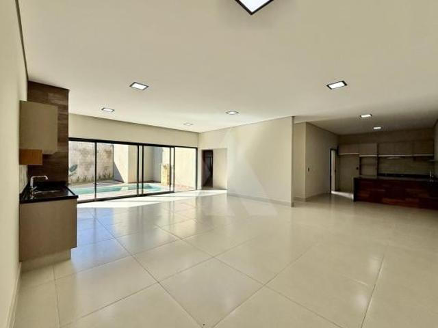 Casa com 3 suítes à venda, 200 m² Lago dos Ipês Itapetininga SP