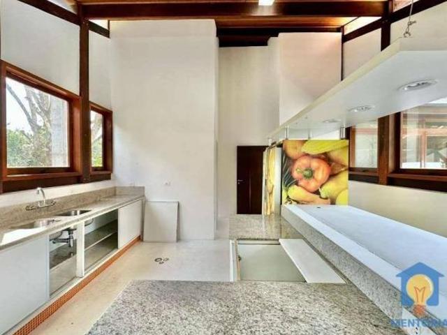 Casa com 3 suítes à venda, 345 m² por R$ 1.510.000 Granja Viana Cotia/SP