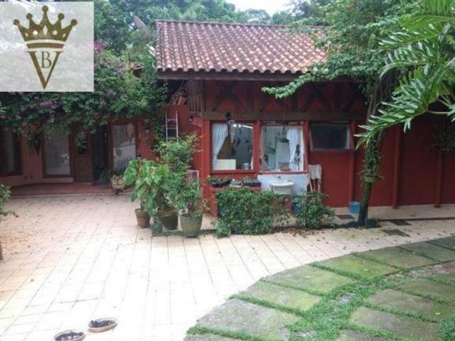 Casa com 3 suítes à venda, 300 m² por R$ 2.925.000 Condomínio Iolanda Taboão da Serra/SP