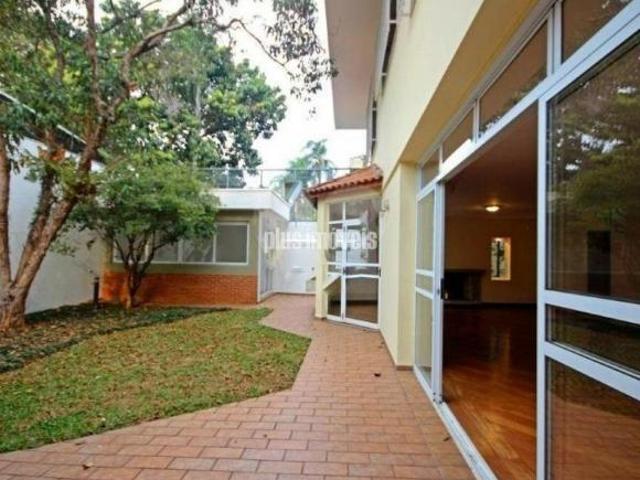 Casa com 3 suites à venda, 325m² Alto de Pinheiros