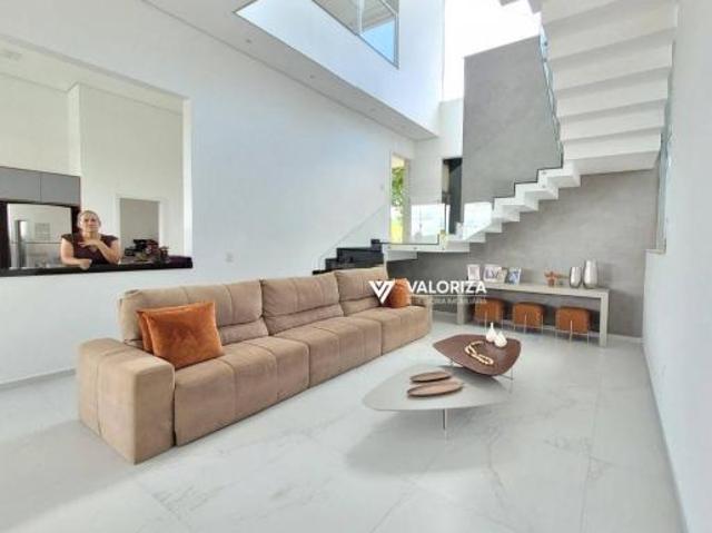 Casa com 3 suítes à venda, 454 m² por R$ 2.600.000 Residencial Saint Charbel Araçoiaba da Serra/
