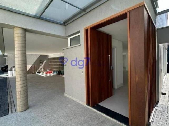 Casa com 3 suítes à venda, 472 m² Jardim dos Estados, São Paulo!