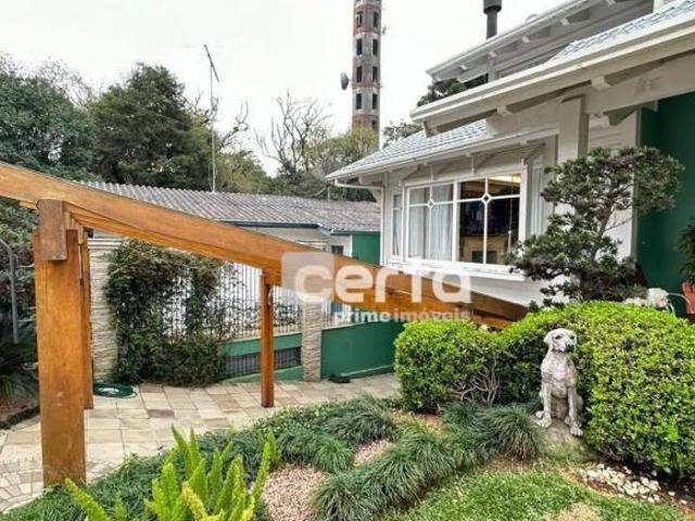 Casa com 3 suítes à venda, 482 m² Floresta Gramado/RS