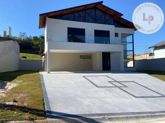 Casa com 3 suites à venda, 650 m² por R$ 2.795.000 Condomínio Residencial Terras de Santa Tereza