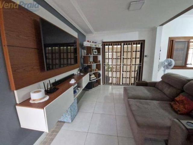 Casa com 3 suítes a 100 m da praia à venda, 200 m² por R$ 2.000.000 Barequeçaba São Sebastião/SP