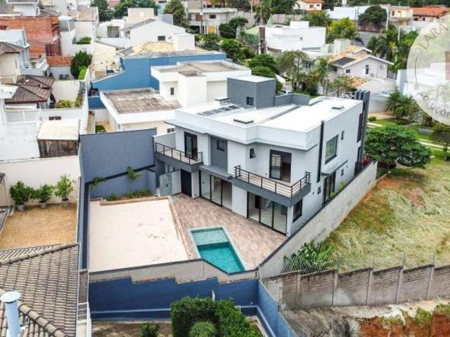 Casa com 3 suites com quadra de Beach Tenis à venda, 295 m² por R$ 2.530.000 Condomínio Residenci