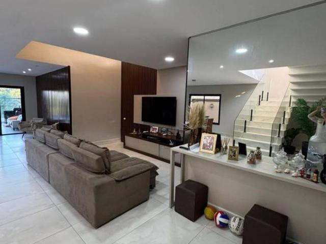 Casa com 3 suítes, condomínio Parque das Rosas 2