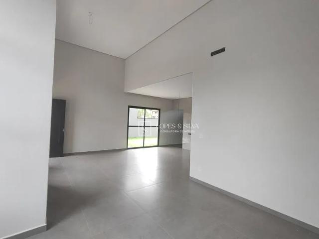 Casa com 3 Suites, disponível para Venda no Bairro Chácaras Interlagos, Atibaia, SP
