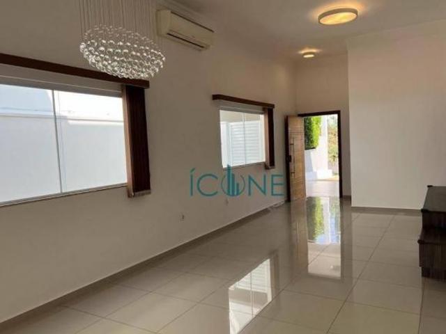 Casa com 3 suítes e piscina à venda, 225 m² por R$ 1.750.000 Condomínio Mont Blanc Sorocaba