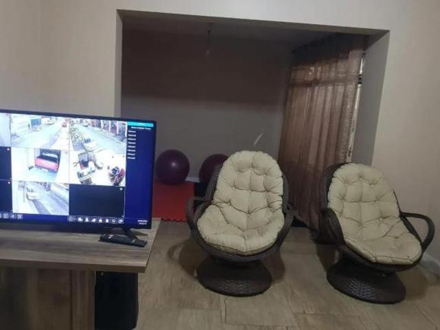Casa com 3 suítes em Vila Lageado, SP