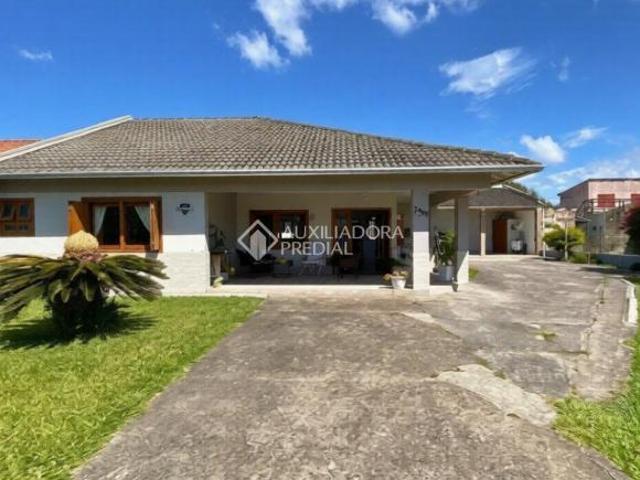 Casa com 3 suítes em Arroio do Sal
