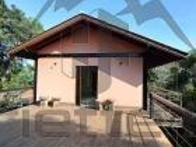Casa com 3 suítes em conceito moderno no condomínio Alpes da Cantareira