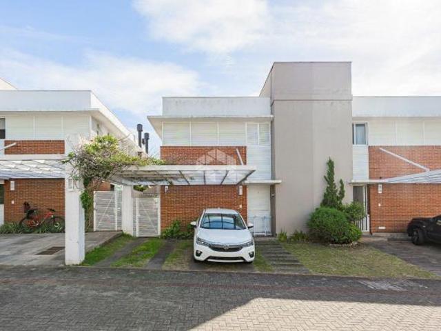 CASA COM 3 SUÍTES EM CONDOMINIO ALTO PADRÃO NA AGRONOMIA
