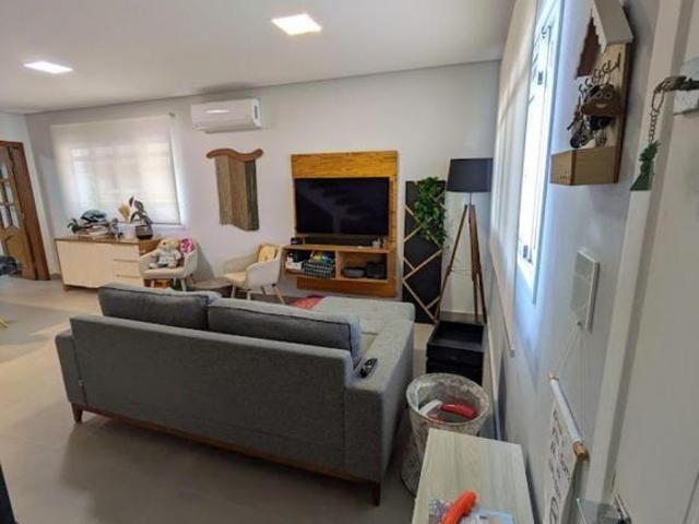 Casa com 3 suítes em Condominio Santana de Parnaíba