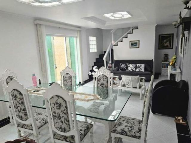 Casa com 3 suítes em Santos, Encruzilhada