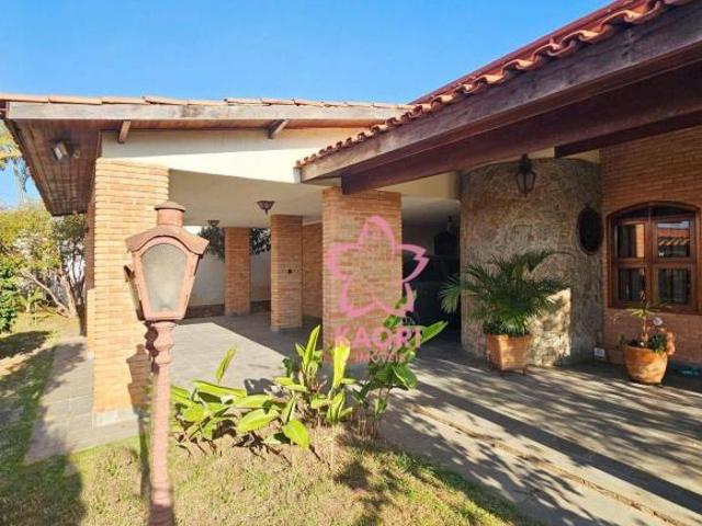 Casa com 3 suítes mais edicula, terreno de 900m, para venda ou aluguel Jardim Maria do Carmo So
