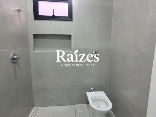 Casa com 3 suítes no Alto Umuarama
