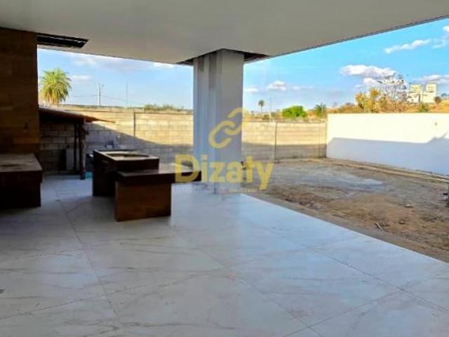 CASA COM 3 SUÍTES NO CONDOMINIO VEREDAS SETE LAGOAS/MG