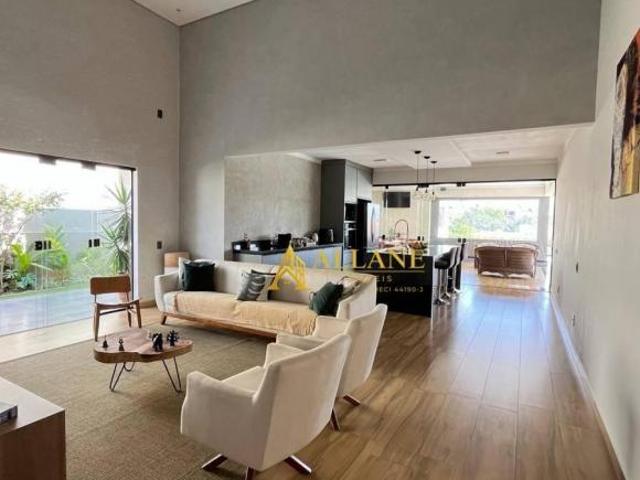 Casa com 3 suítes, PISCINA à venda, 284 m² por R$ 1.800.000 Condomínio Saint Charbel Araçoiaba d