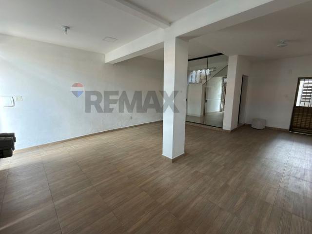 Casa com 3 Suítes, Piscina, Churrasqueira e 3 Vagas no Manoel Honório