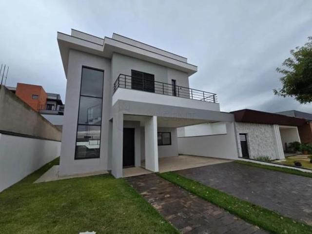 CASA COM 3 SUÍTES SENDO UMA COM CLOSET A VENDA NO CONDOMÍNIO GRAN VILLE SÃO VENÂNCIO JARDIM PRIMAV