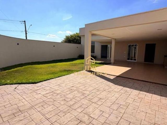 Casa com terreno amplo à venda no Dona Margarida em Santa Bárbara d’Oeste | 3 dormitórios | 180 m² |