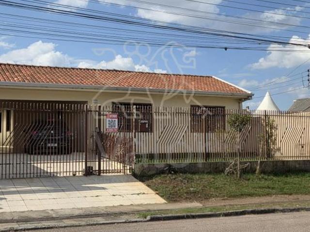 Casa com Terreno Amplo  686m² | 5 Vagas | Aceita Permuta