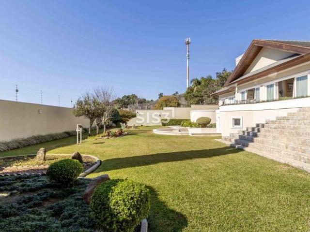 Casa com terreno de 1430m2 à venda na Paulo Gorski