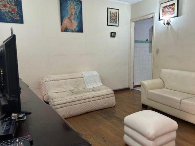 Casa com Terreno de 300m² em Perdizes
