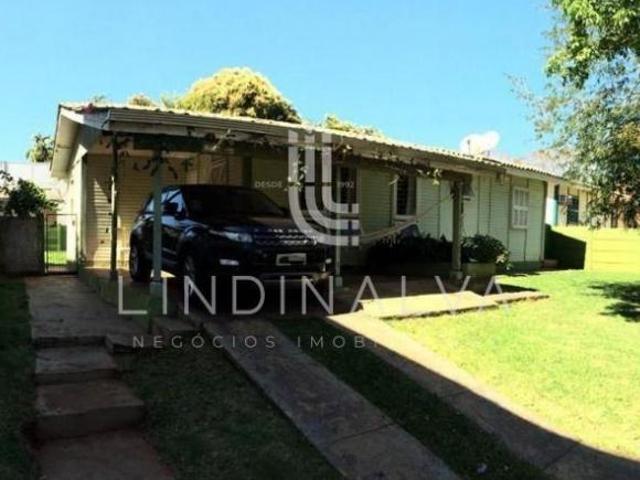 Casa com terreno de 599,92m2, ao lado banco Itaú Vila A
