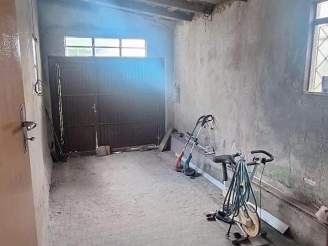 Casa com terreno de 600m², loteamento denominado Vila São Lucas, no município de