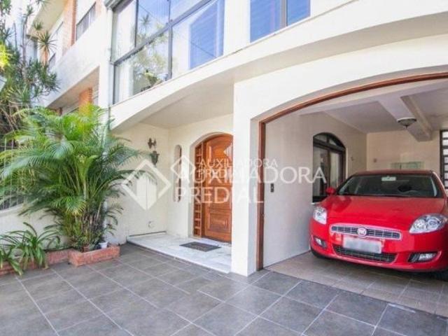 CASA com terreno de 630,30 m?