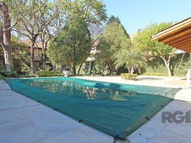 casa com terreno de 900m² na Av. Eng. Ludolfo Boehl – Teresópolis