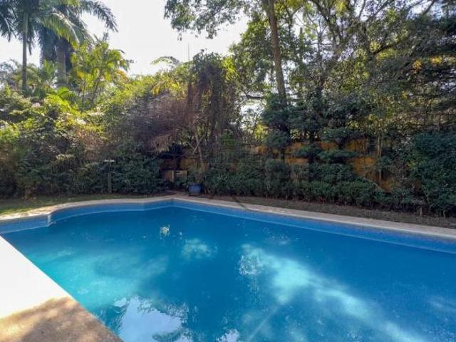 Casa com terreno excepcional Jardim América 800m² construídos em 2.473m² de terreno